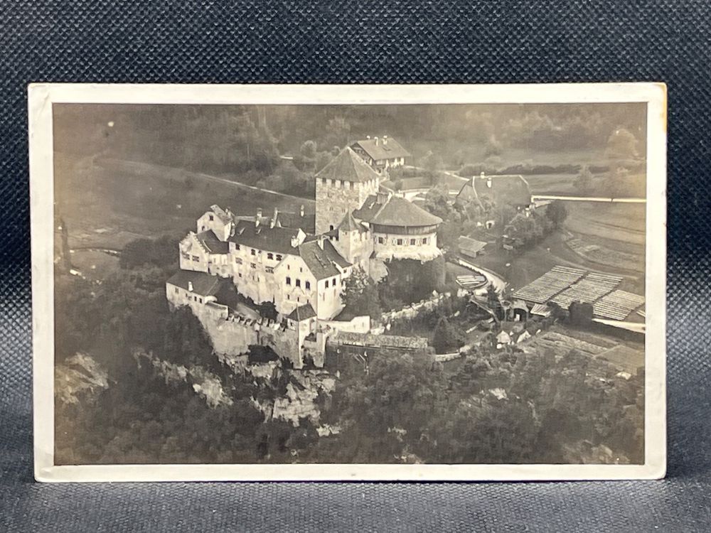 Schloss Vaduz Liechtenstein (Flieger-Postkarte) (Gebraucht) in Widnau für CHF 2 – mit Lieferung ...