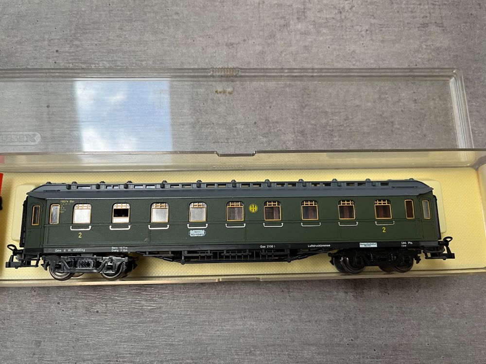 Trix, 1x Personenwagen, 1xGepäckwagen, DB, Spur H0 (Neu und ...