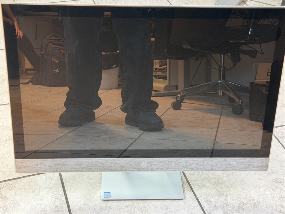 HP Pavilion All-in-One 27-r0xx PC (Gebraucht) in Zizers für CHF 150 ...