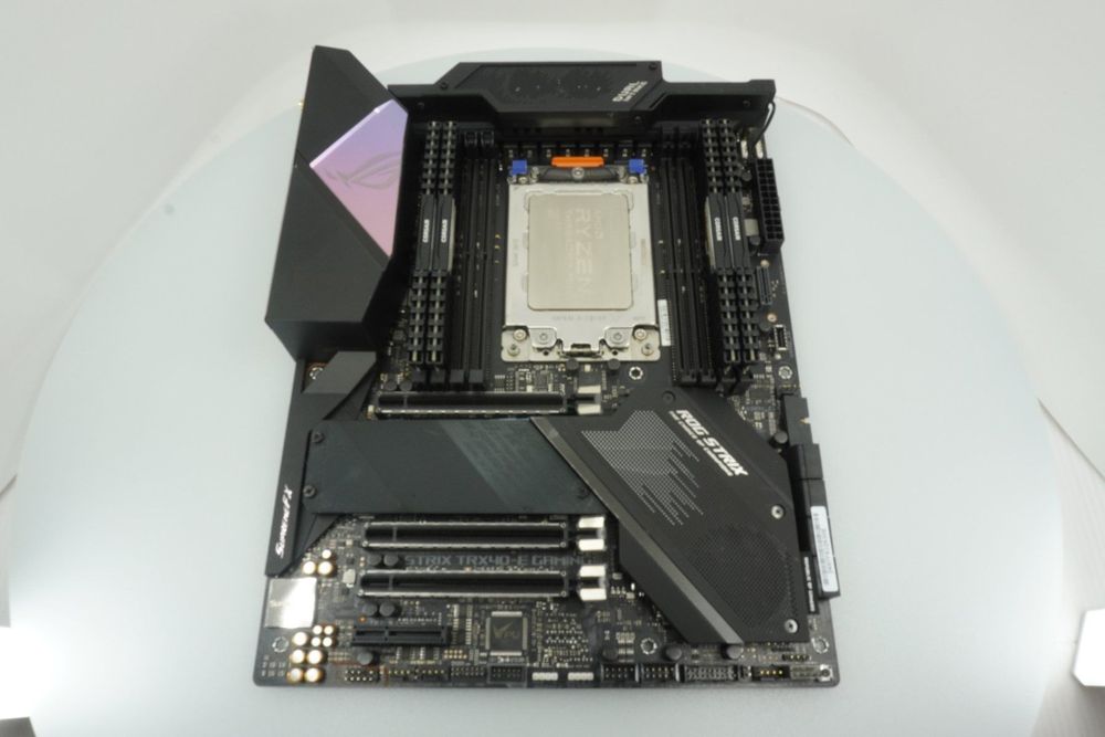 AMD Ryzen Threadripper 3960X inkl Mainboard, 64GB, AiO | Kaufen auf Ricardo