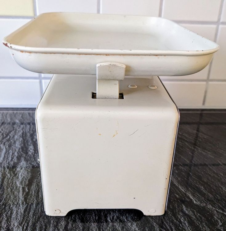 Lyssex Küchenwaage aus Metall aus den 50ger Jahren | Kaufen auf Ricardo