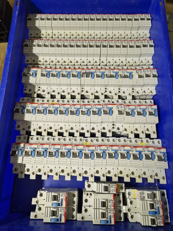 LS Sicherungen ABB / Smissline (Gebraucht) in Zuzwil BE für CHF 60 – mit Lieferung auf Ricardo ...