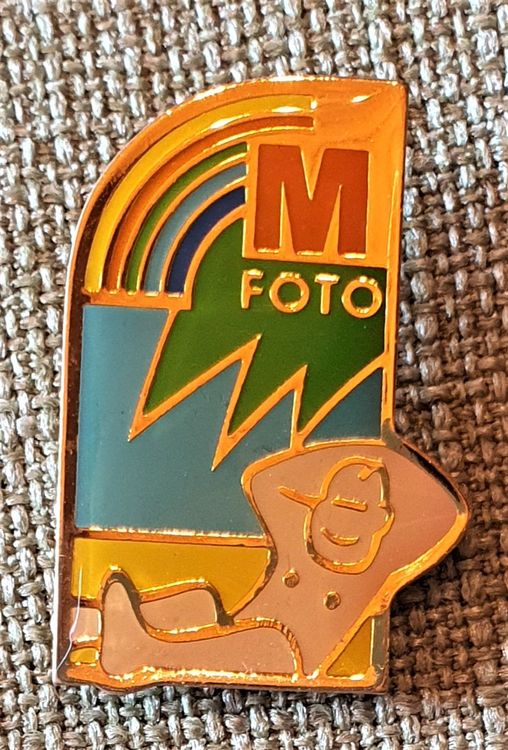 M324 - Pin M Migros Foto Strand Ferien Nr. 572 (Gebraucht) in Reinach ...