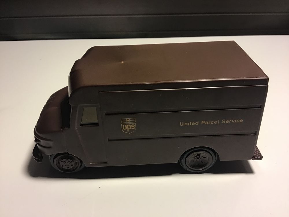 Rarer Promotion "UPS PACKAGE CAR" mit Originalbox von 1977 | Kaufen auf ...