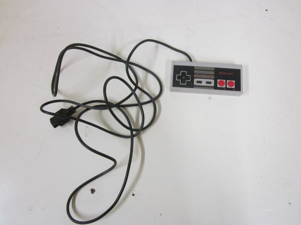 NINTENDO NES Original Controller Manette | Kaufen auf Ricardo
