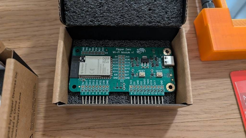 ORIGINAL Flipper Zero - Wifi Board - 4-in-1 Board (Neu (gemäss ...