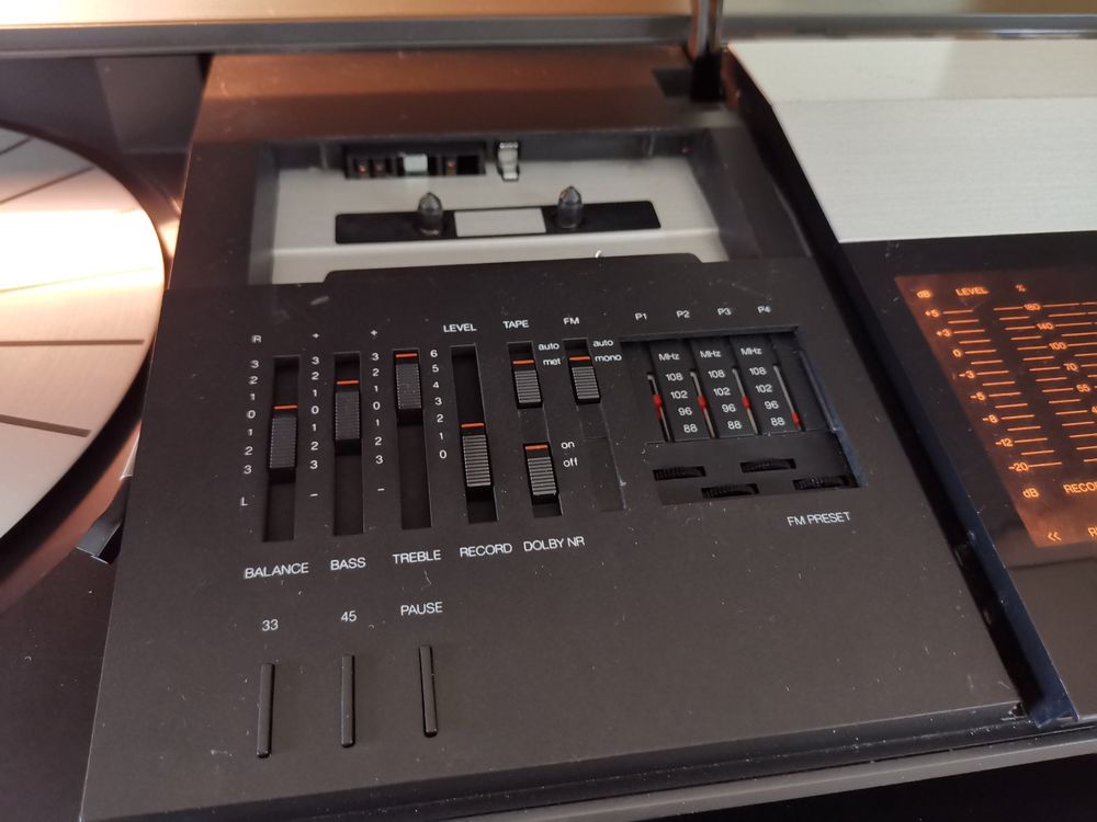 Bang & Olufsen Beocenter 2200 Stereoanlage Plattenspieler | Kaufen auf ...