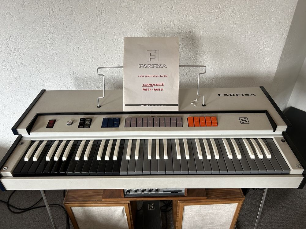 Orgel Farfisa compact Fast 4 - Fast 5 (Gebraucht) in Arth für CHF 56 ...