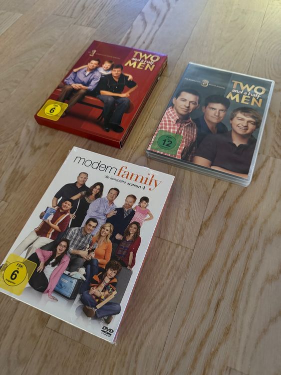 Diverse Serien - Two & a half men, Modern Family ***** (Gebraucht) in ...