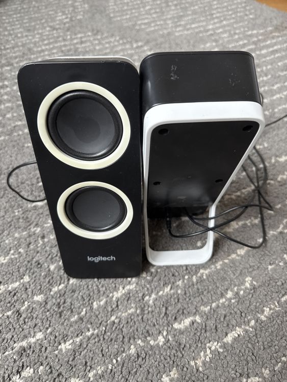 Logitech Speaker System, Black & White, Used | Kaufen auf Ricardo