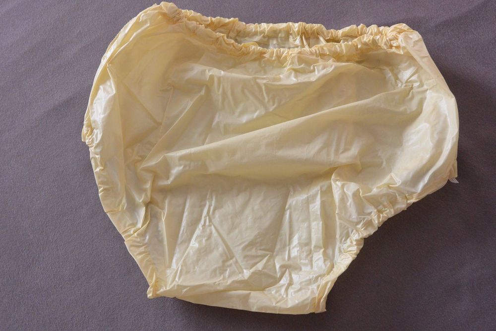 Vintage Gummihosen für Erwachsene (Gebraucht) in für CHF 16 – mit ...