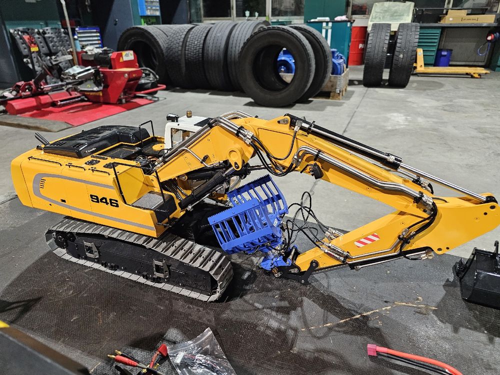 RC Bagger (Gebraucht) in Däniken SO für CHF 4500 – nur Abholung auf ...