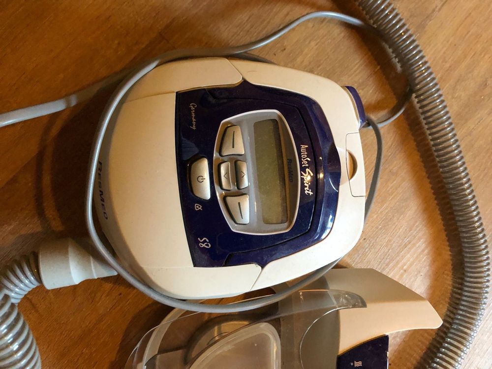 CPAP Beatmungsgerät ResMed S8 AutoSet (Gebraucht) in Ersigen für CHF 31 ...