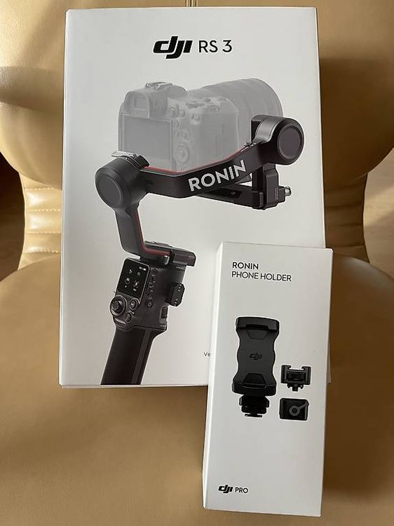 DJI RS 3 (RS3) + DJI R Phone Holder (Neu und originalverpackt) in ...