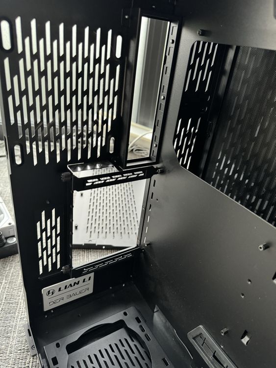 Lian Li O11 Dynamic XL / EKWB Distro Plate | Kaufen auf Ricardo