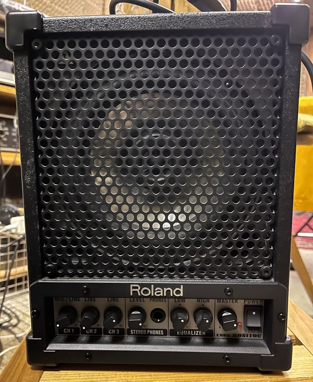 Roland CM30 Cube Monitor | Kaufen auf Ricardo