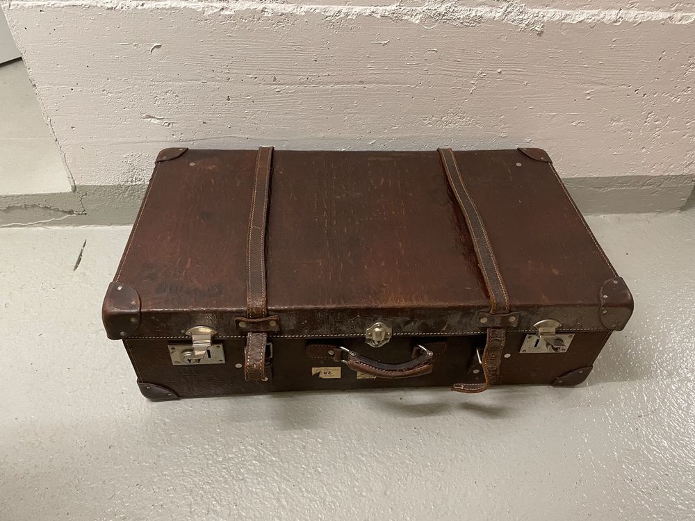 Alter Koffer (Gebraucht) in Baden für CHF 1 – nur Abholung auf Ricardo ...