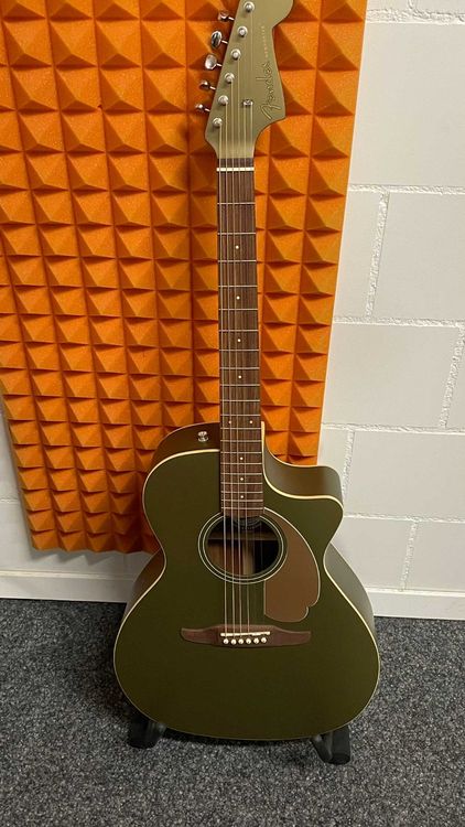 Fender Newporter Player Westerngitarre olive (Gebraucht) in ...
