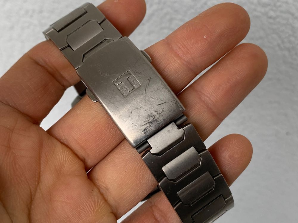 TISSOT T-Touch Solar Titan Herrenuhr läuft ESTAVAYER 2016 | Kaufen auf ...