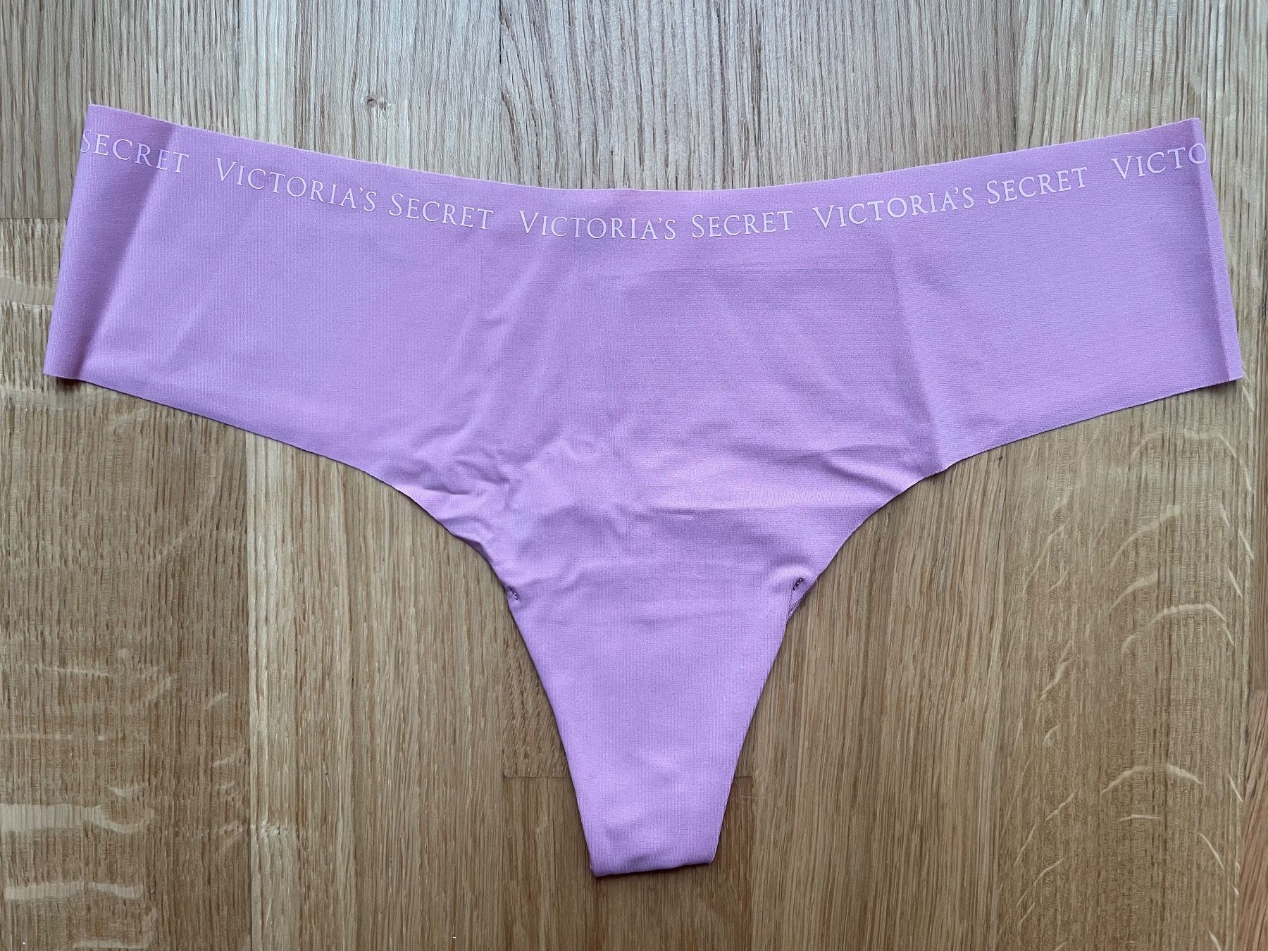 Victoria’s Secret No Show Logo Thong M NEW (Neu und originalverpackt ...