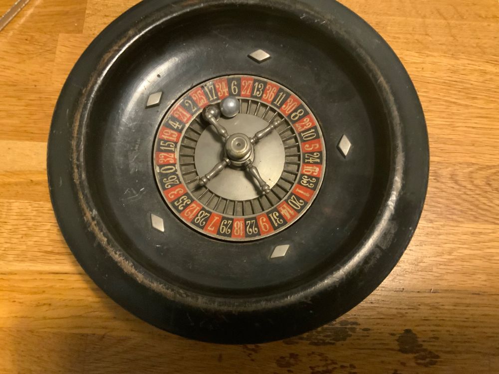 Altes kleines Roulette aus Holz (Gebraucht) in Willisau für CHF 13 ...