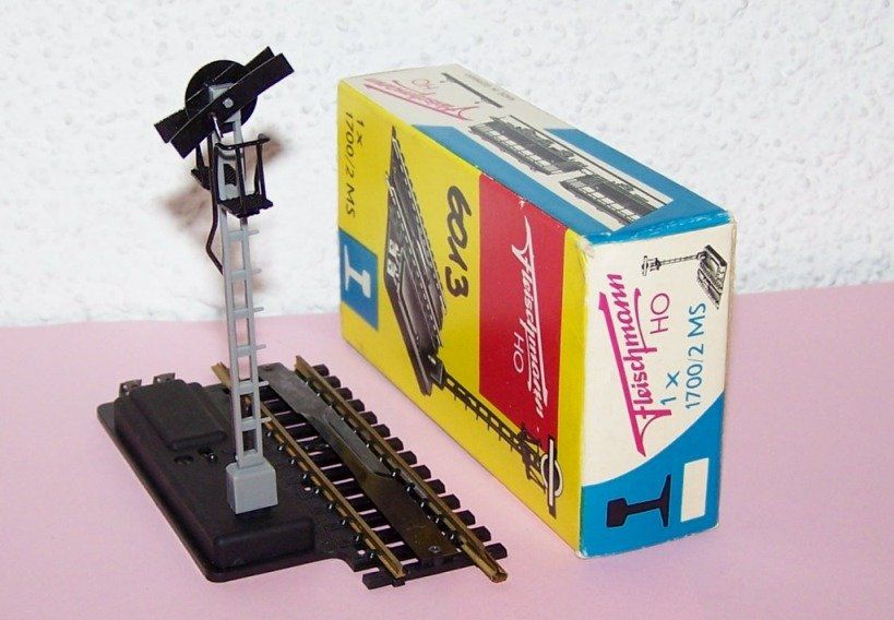 Fleischmann H0 6013: Entkuppler elektr. mit Signal, Pr. 2,7 (Neu und ...