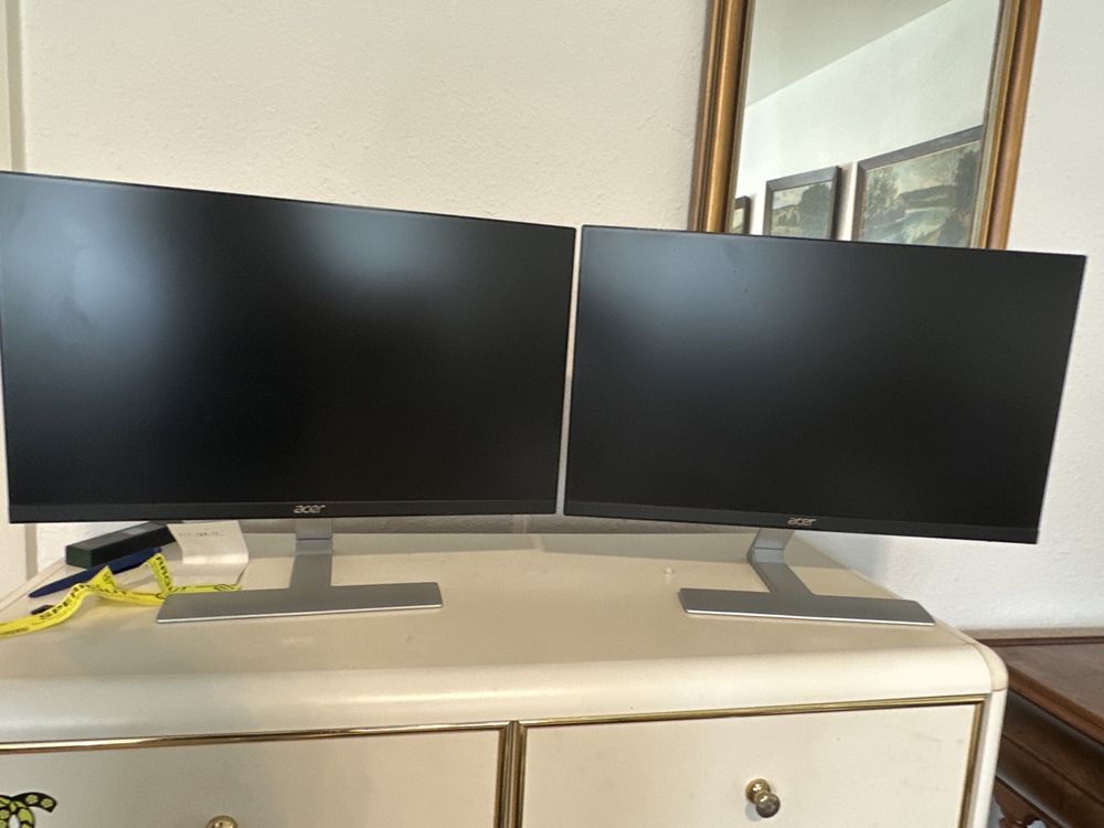 zwei Monitore ACER RT240Y (Gebraucht) in Liebefeld für CHF 11 – nur ...