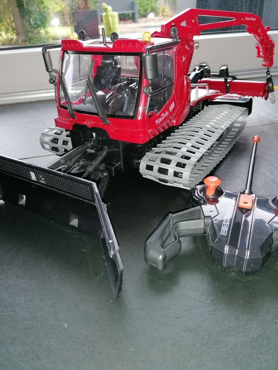 Pistenbully ferngesteuert (Gebraucht) in Thal für CHF 60 – mit ...