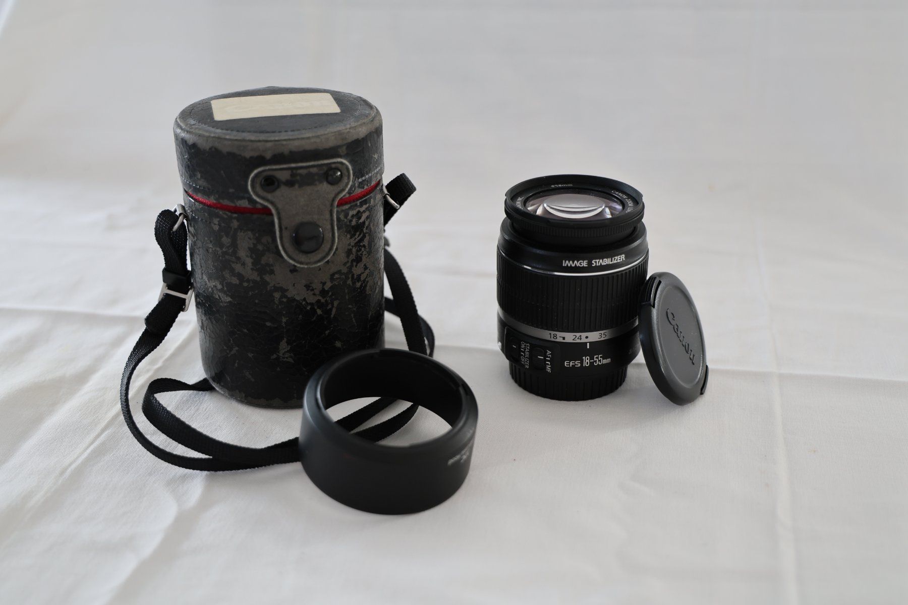 Canon Zoom Lens EF-S 18-55mm f/3.5-5.6 IS, Top Zustand! (Gebraucht) in ...