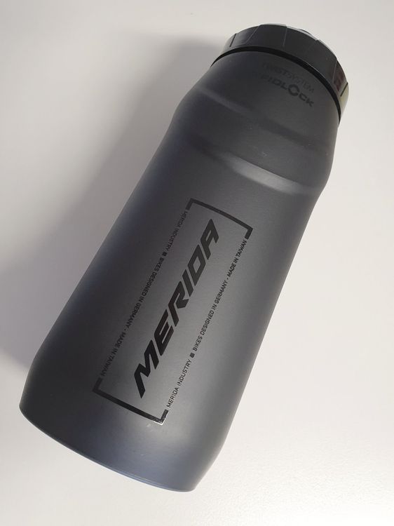 Merida Trinkflasche / System Fidlock inkl. Halterung / 620ml | Kaufen ...