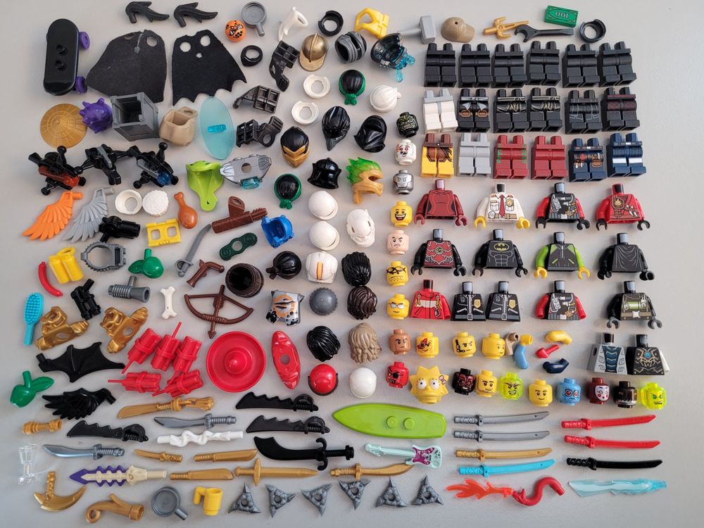 65: Lego Minifiguren (Zubehör (Gebraucht) in Buttikon SZ für CHF 12 – mit Lieferung auf Ricardo ...