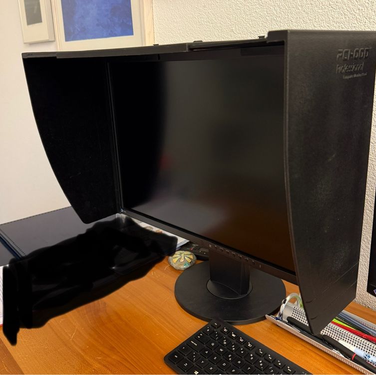 PC-Hood Monitorhaube Sonnenschutz (Gebraucht) in Bremgarten b. Bern für ...
