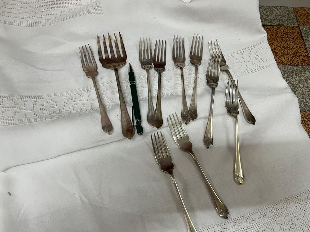 Silberbesteck mit Stempel, 552g, Nr 104 (Gebraucht) in Glattfelden für CHF 3 – nur Abholung auf ...