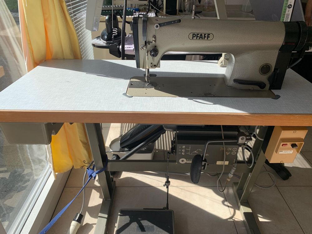 Nähmaschine Pfaff 463 / Industrienähmaschine (Gebraucht) in Jona für ...