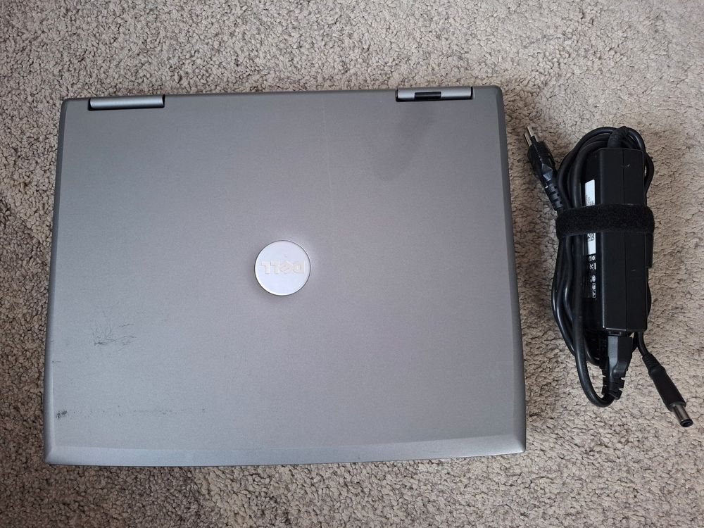 Dell Latitude D510 Windows XP & OFFICE 2007, Serial - RS-232 (Gebraucht ...