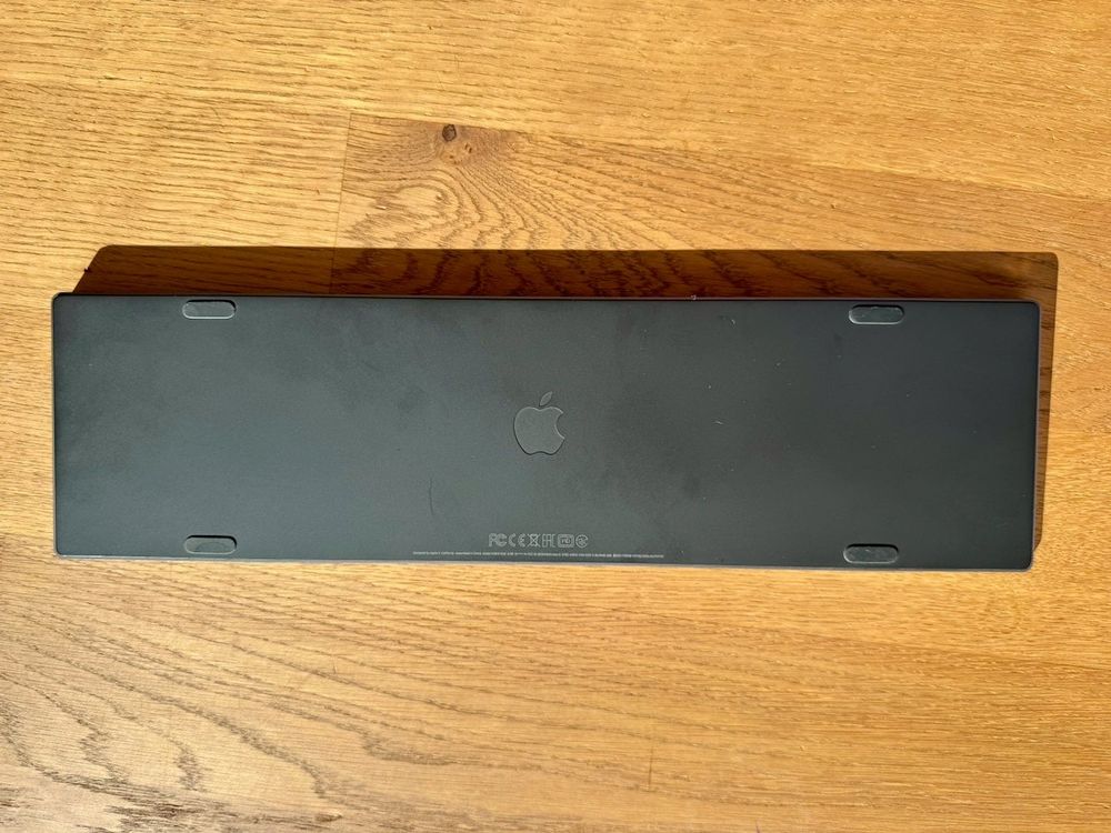 Apple Magic Keyboard mit Zahlenblock, Spacegrau, QWERTZ (Gebraucht) in ...