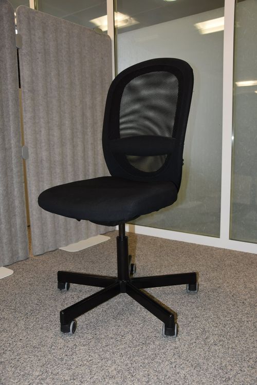 Flintan Drehstuhl, schwarz | Kaufen auf Ricardo