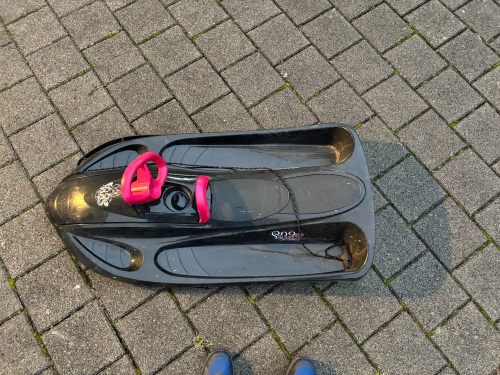 Schneebob Kunststoff – stabil, leicht (Gebraucht) in Buchs AG für CHF ...