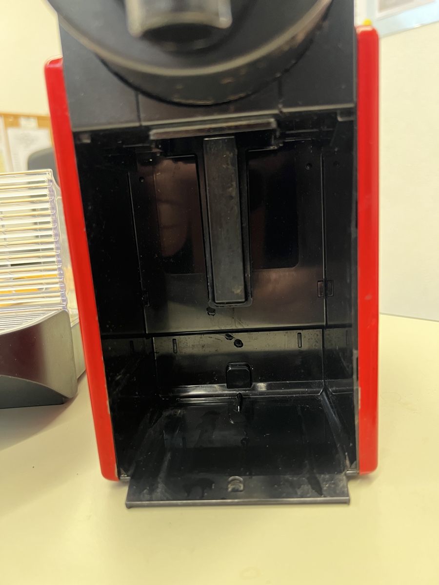 Nespresso Pixie Rot (Gebraucht) in Rothrist für CHF 29.5 – mit ...