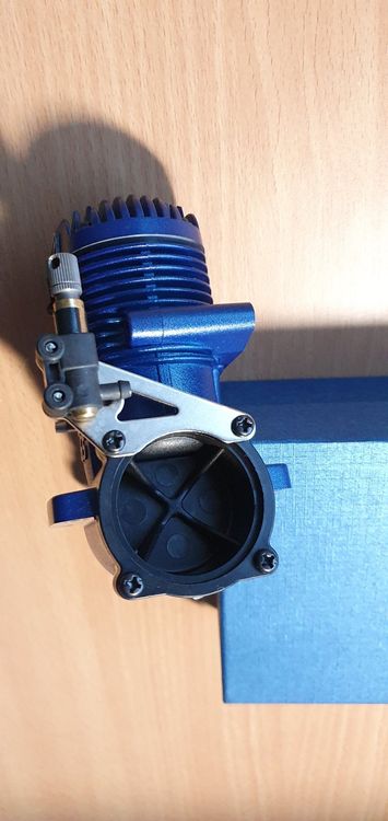 Modellmotor O.S.Max 65 LA mit Schalldämpfer No. 16500 (Neu und originalverpackt) in Grosswangen ...