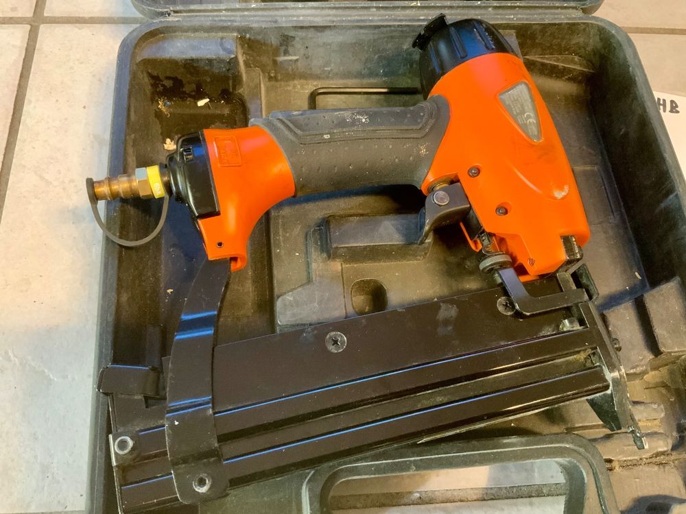Nuair Drucklufttacker (Hazet,Metabo,Stahlwille,Bosch,Dewalt) | Kaufen ...
