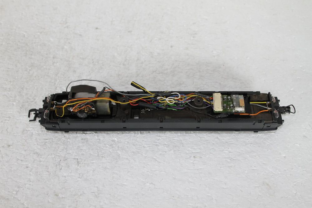 Märklin SBB Re 460 Chassis (Gebraucht) in Triesen für CHF 36 – mit ...