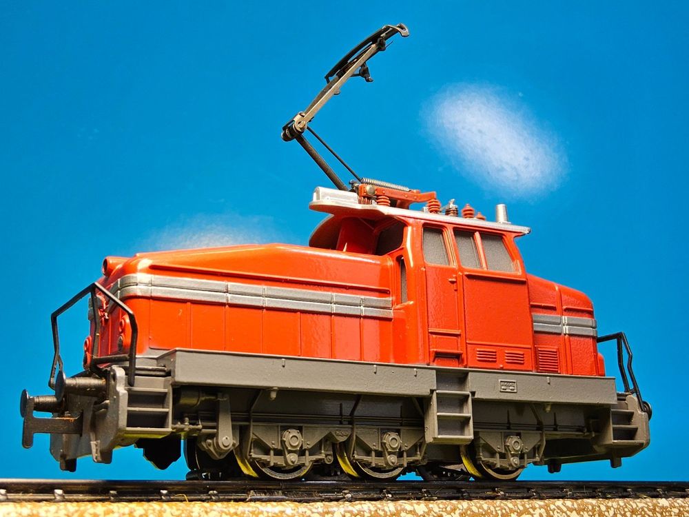 Märklin 3044 _ E Lok Baureihe EA800 _ Rangierlokomotive rot (Gebraucht ...