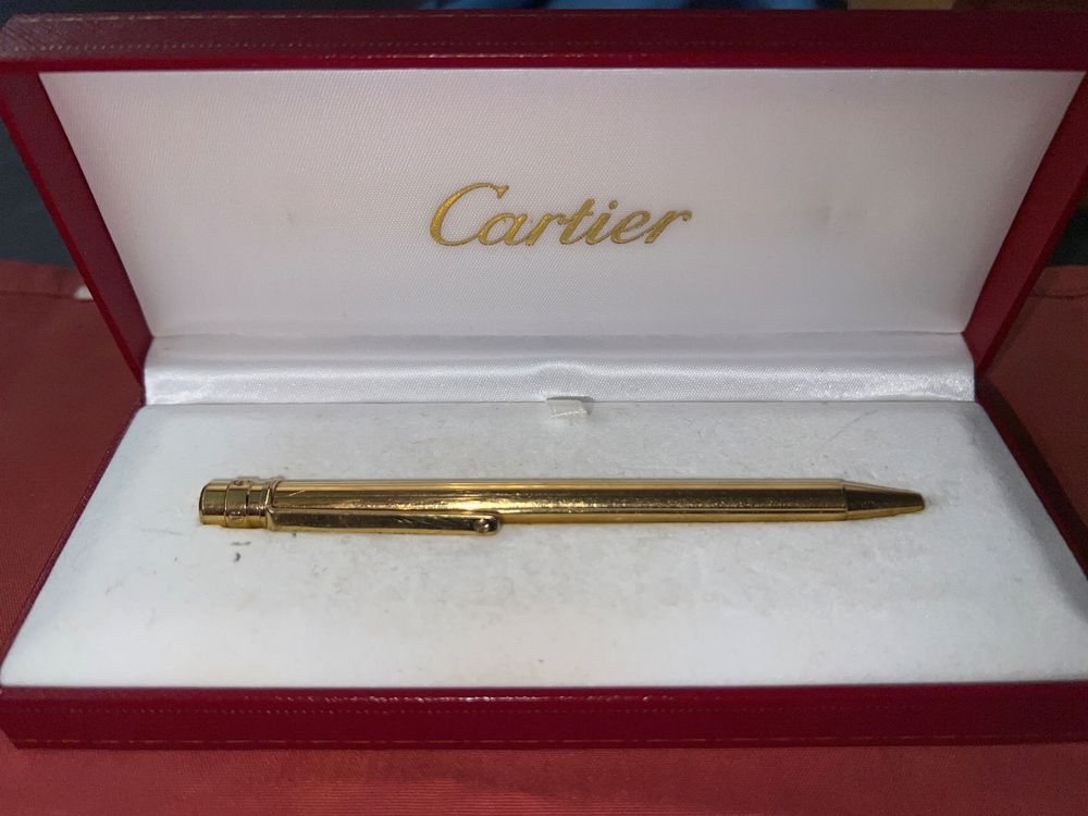 Stylo cartier (Gebraucht) in Penthalaz für CHF 61 – nur Abholung auf ...