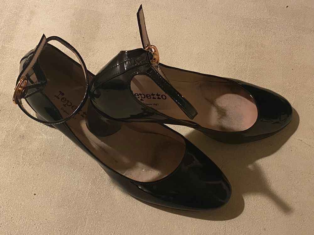 Ballerines Repetto T 38,5 Vernies Noires avec Bride 🎀 (D'occasion) à ...