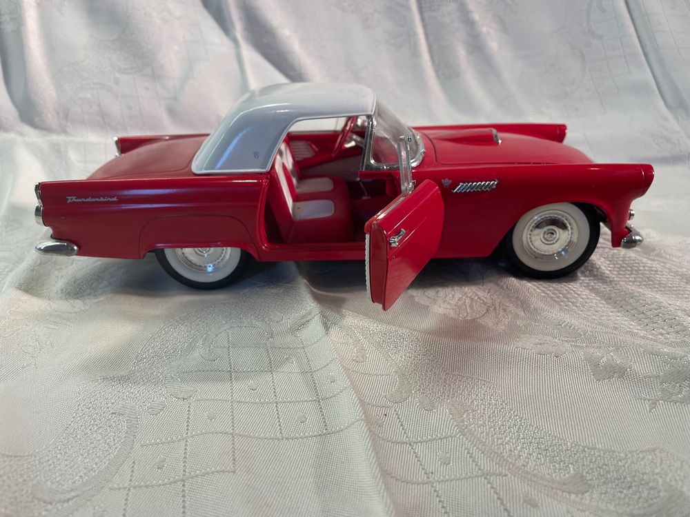 Thunderbird Ford 55 T Bird Revell Modell 1:18 Metall (Gebraucht) in ...