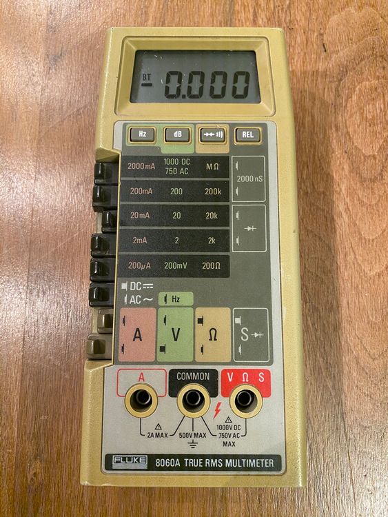 Digitalmultimeter FLUKE 8060A der Klassiker (Gebraucht) in Horgen für ...