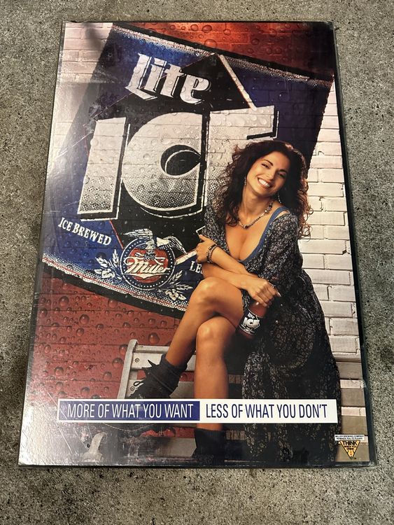 Lite ice miller pin up beer bier (Gebraucht) in Reinach AG für CHF 35 ...