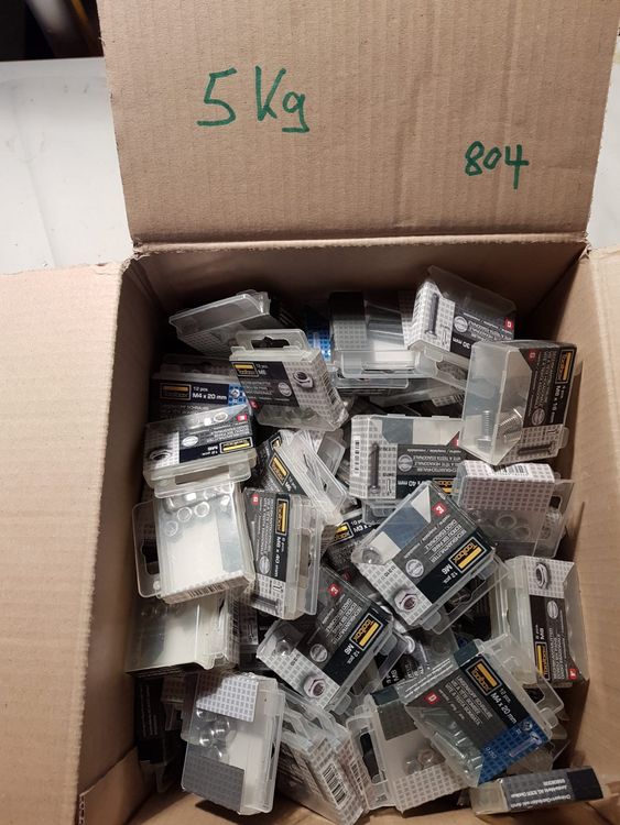 5kg Schrauben - Restposten div. Artikel ab 1.- (Neu und originalverpackt) in Waltalingen für CHF ...