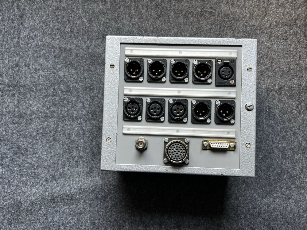 Kultige Audio-Breakout-Box (Gebraucht) in Effretikon für CHF 5 – mit ...
